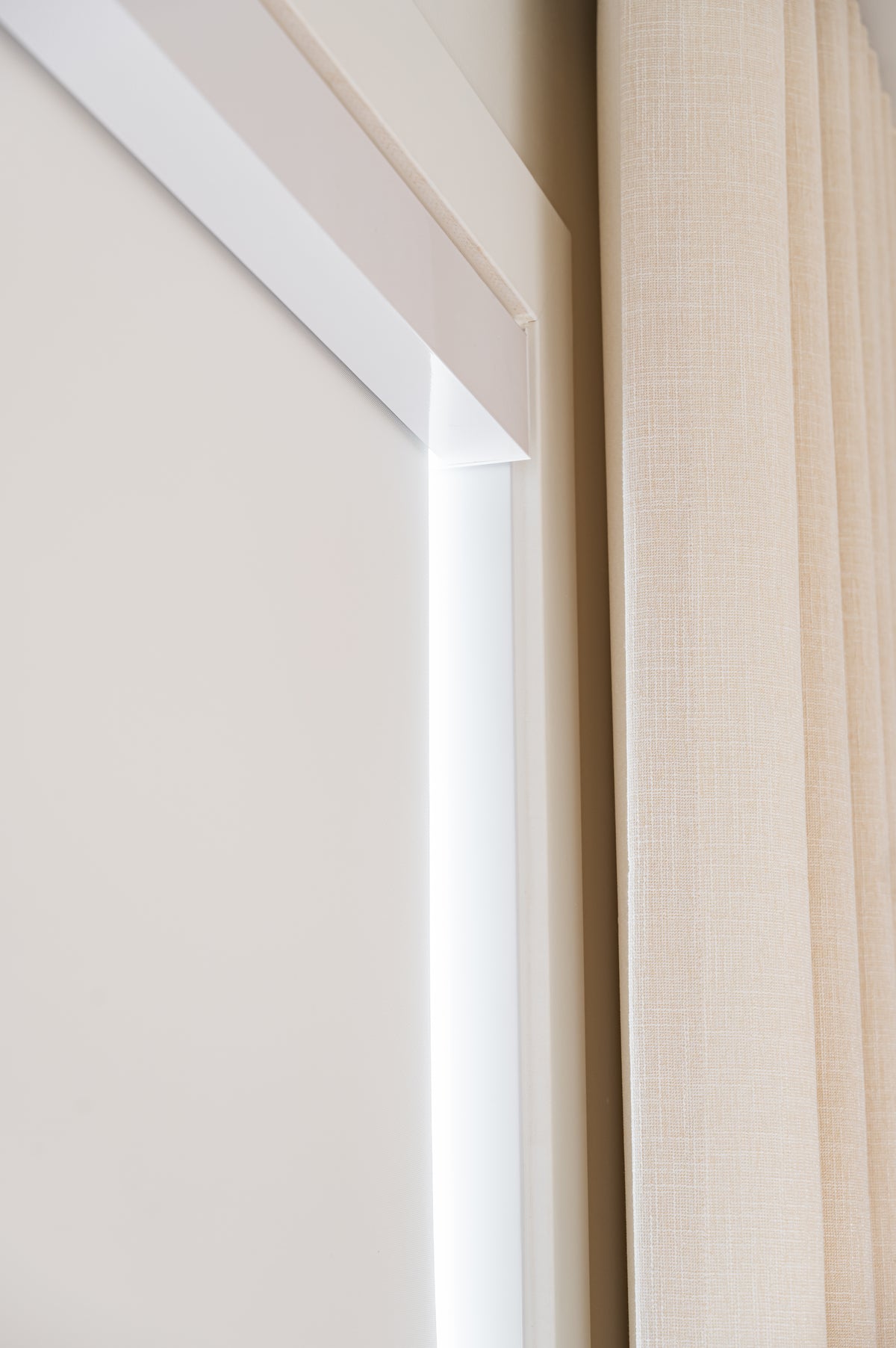 Store toile enrouleur opaque standard Blanc – Stores Rabais